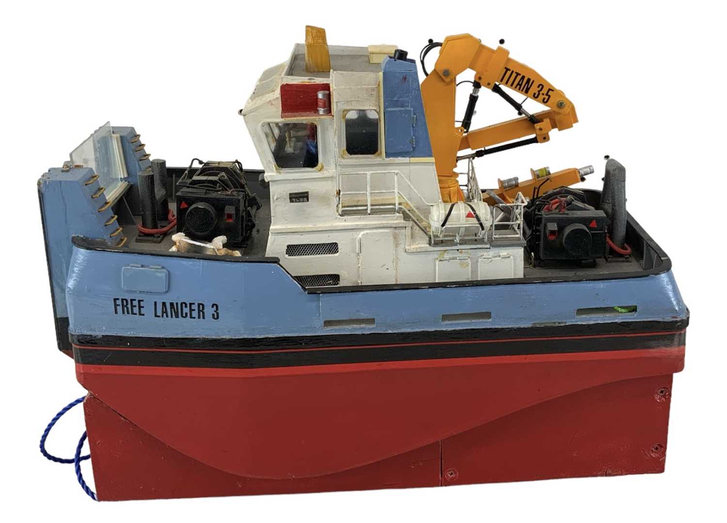 Lot 483 - A scratch built model boat, 'Free Lancer 3',