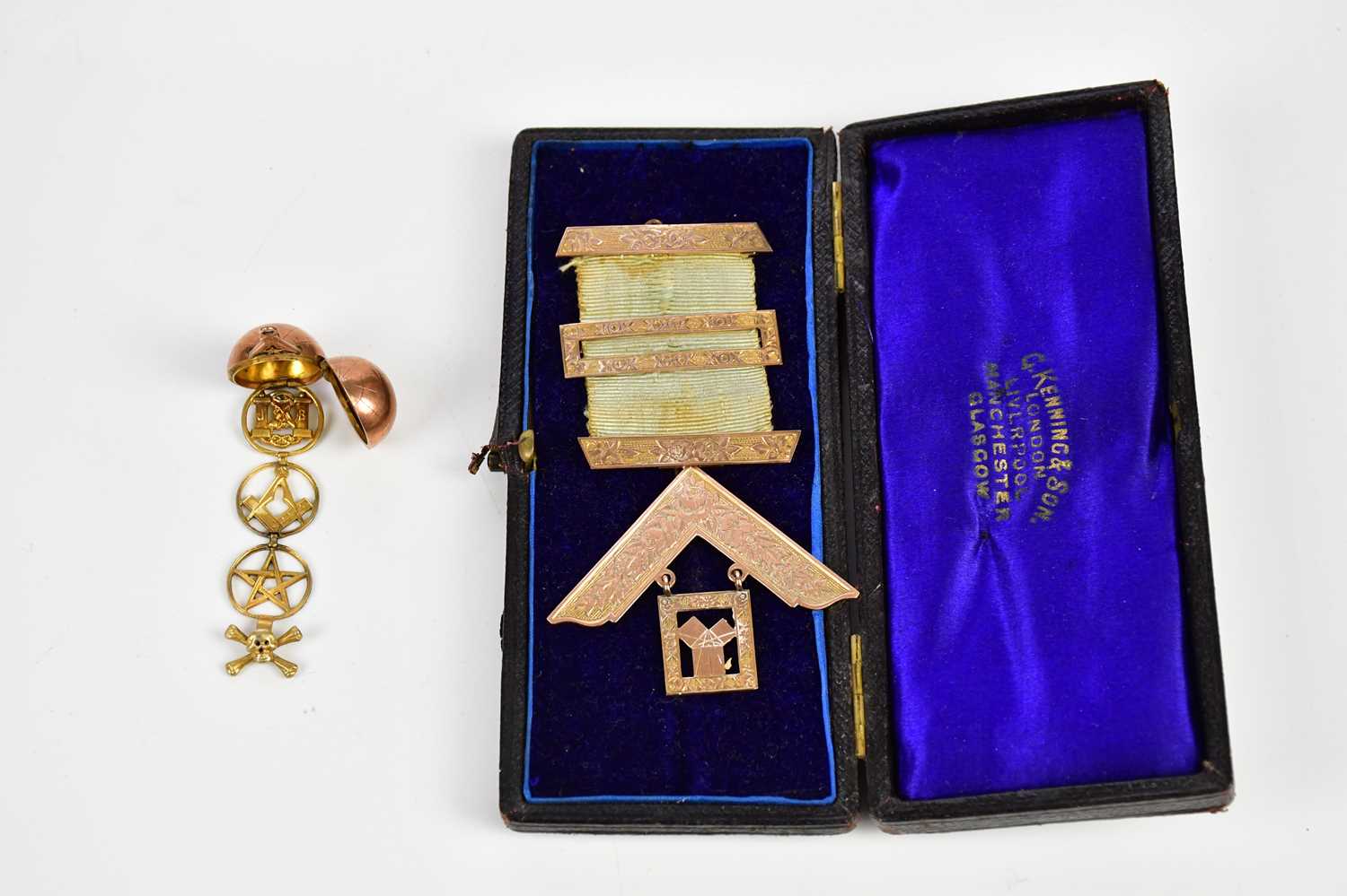 Lot 651 - A 9ct rose gold Masonic orb, enclosing