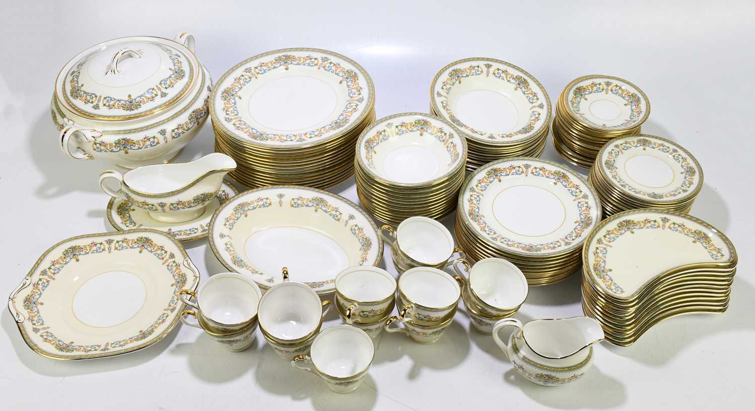 Lot 820 - AYNSLEY; a 'Henley' pattern one hundred and