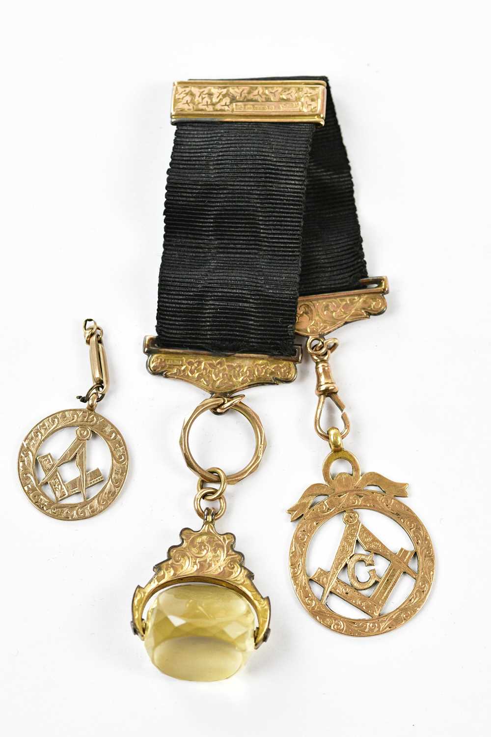 Lot 645 - MASONIC INTEREST; a 15ct rose gold Masonic
