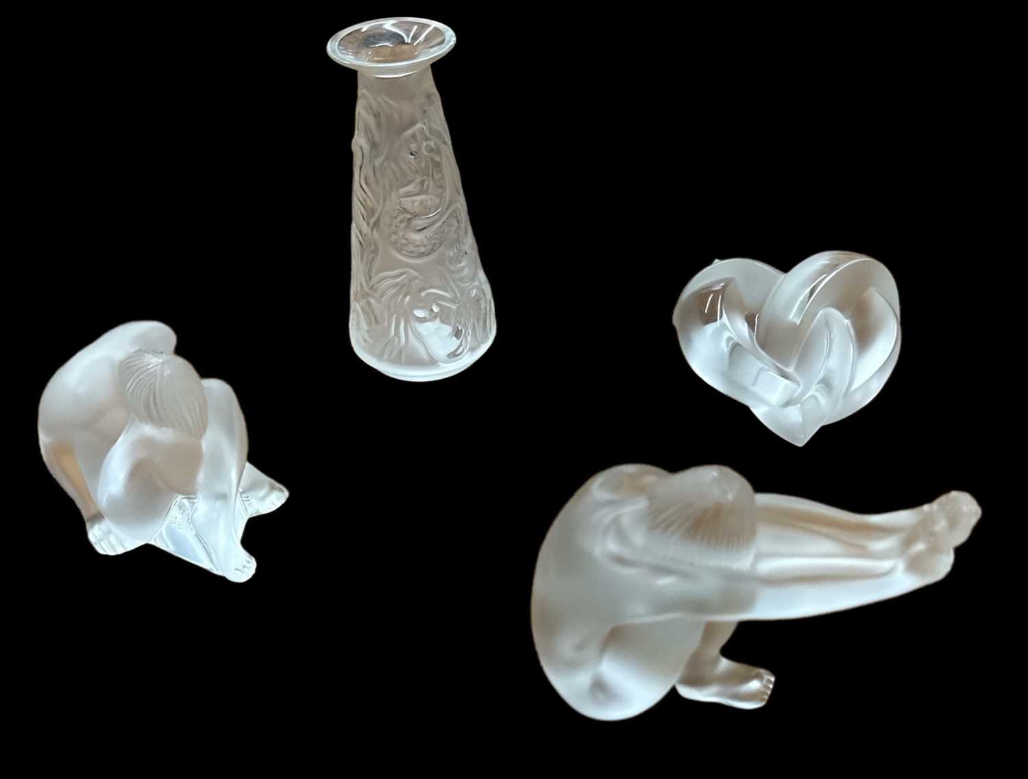 Lot 666 - LALIQUE; two frosted French crystal glass