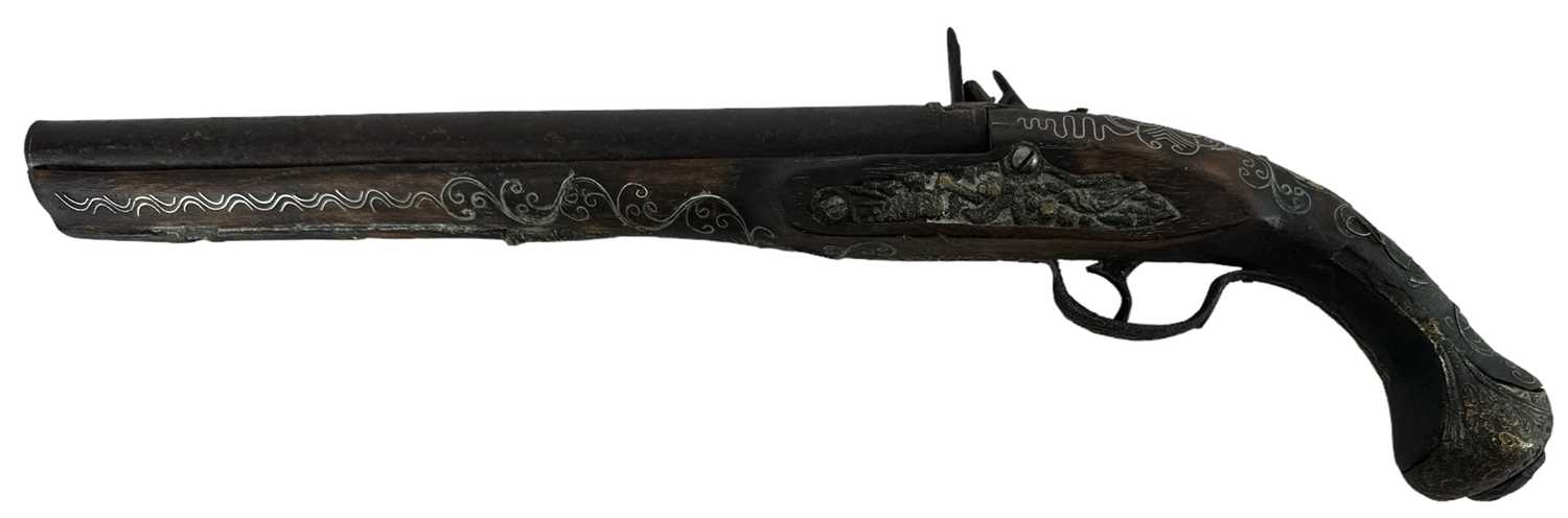 Lot 359 - A decorative modern replica flintlock pistol
