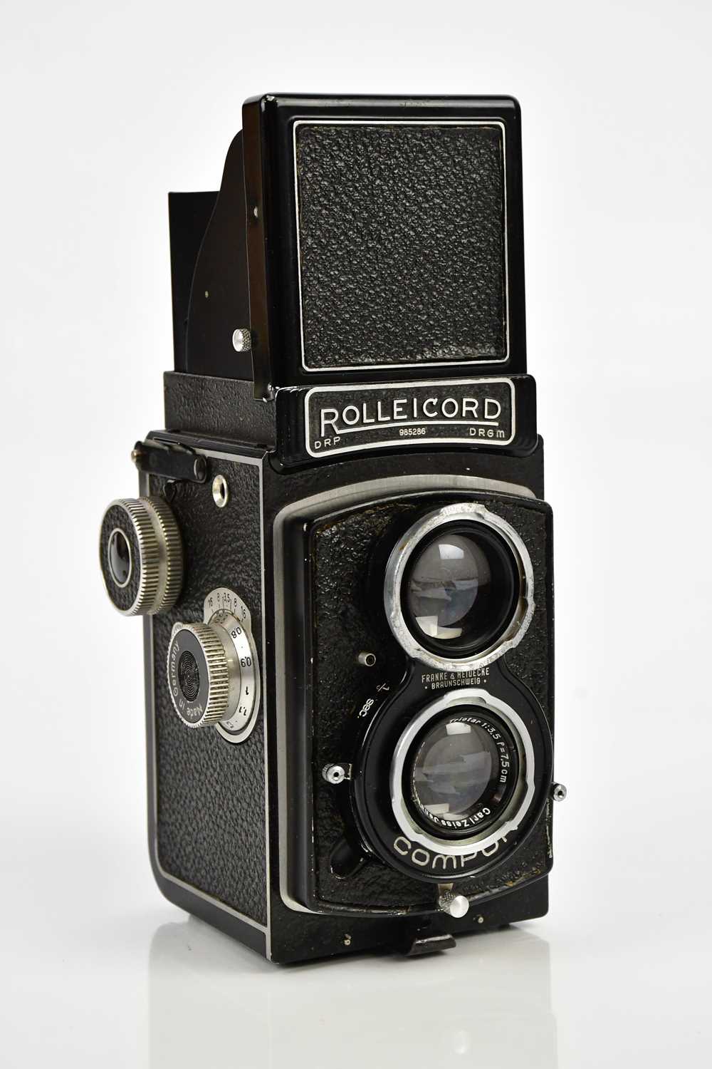 Lot 406 - ROLLEICORD; a Rolleicord II C TLR camera,