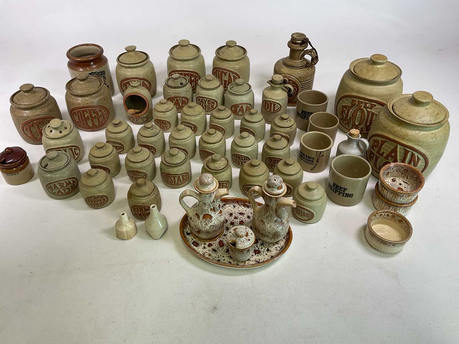 Lot 299 - TREMAR POTTERY; a large quantity of vintage
