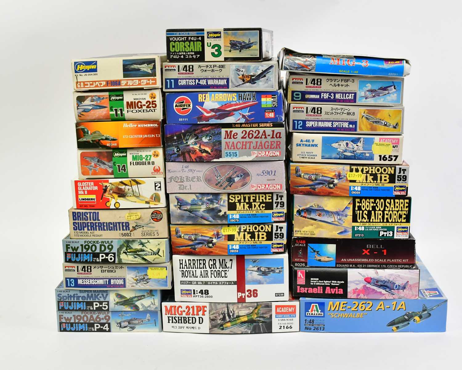Lot 144 - A collection of twenty-seven model aircraft
