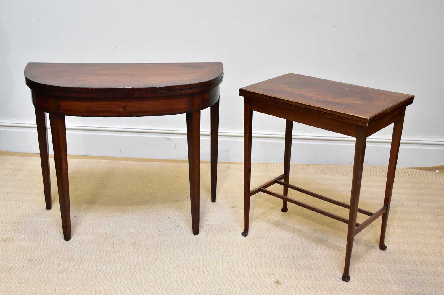 Lot 1250 - An Edwardian mahogany fold-over card table,