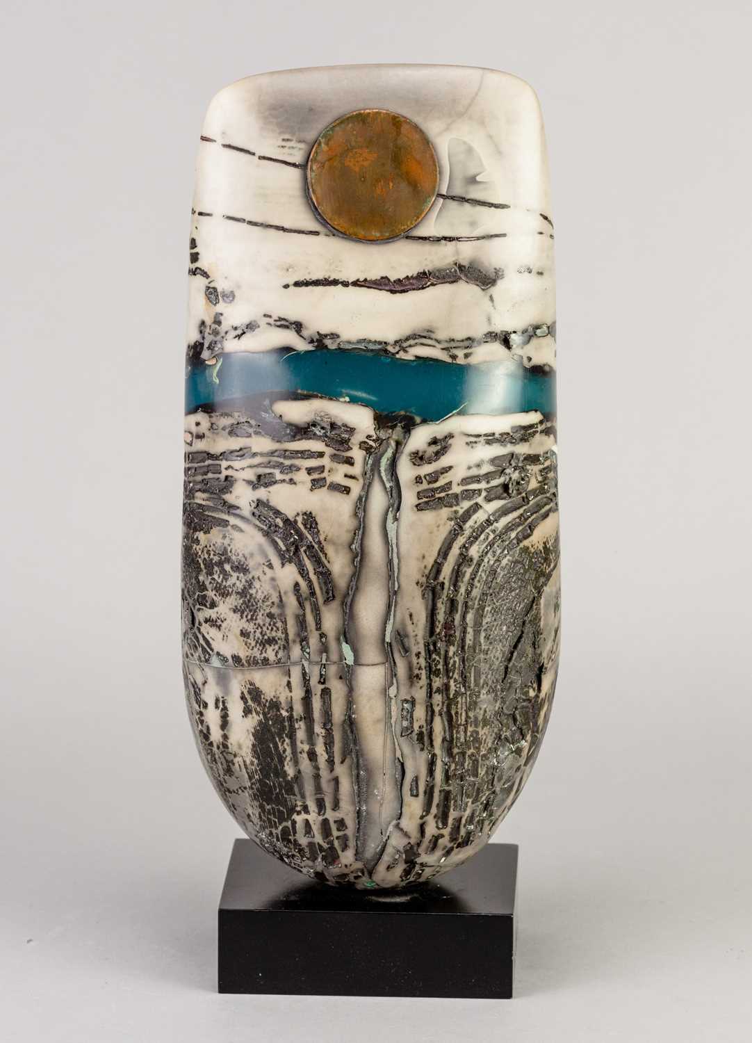 Lot 575 - PETER HAYES (born 1946); a raku bow with