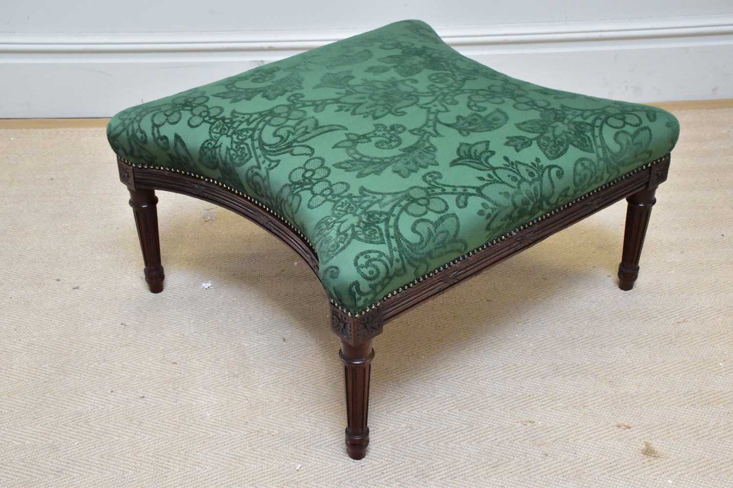 Lot 1095 - A reproduction Victorian style X-frame