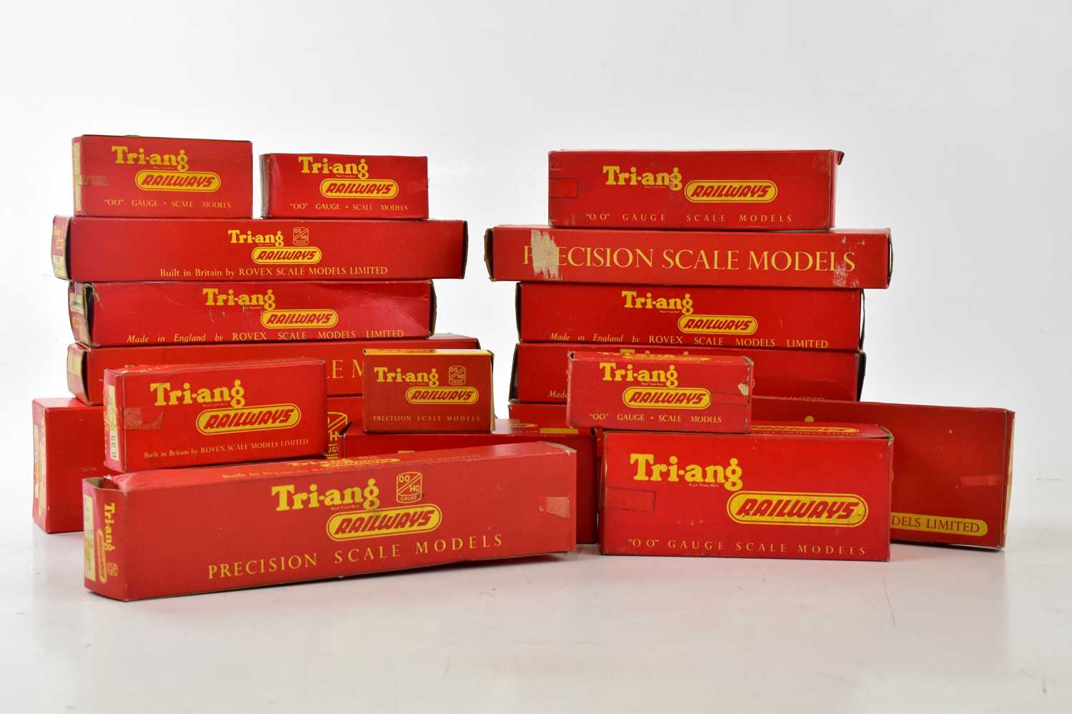 Lot 358 - TRI-ANG; a collection of OO gauge carriages