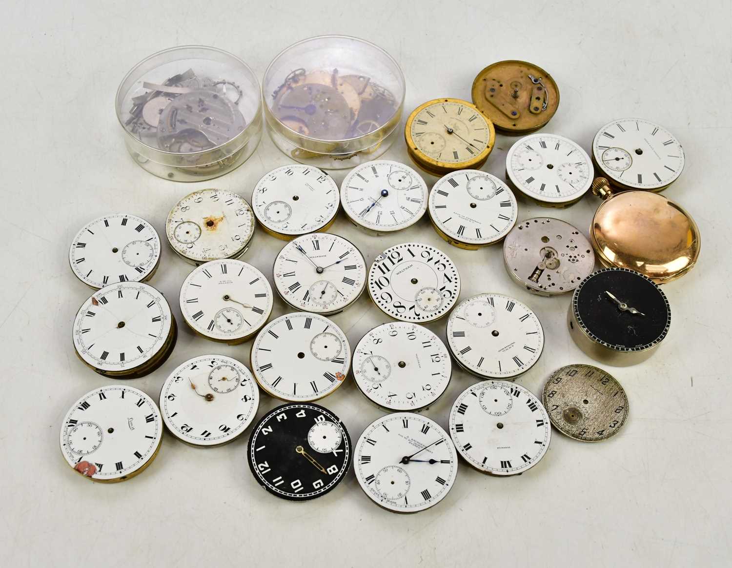 Lot 710 - A collection of pocket watch movements and