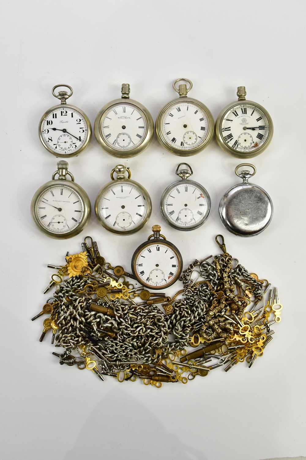 Lot 715 - A collection of nine base metal cased pocket
